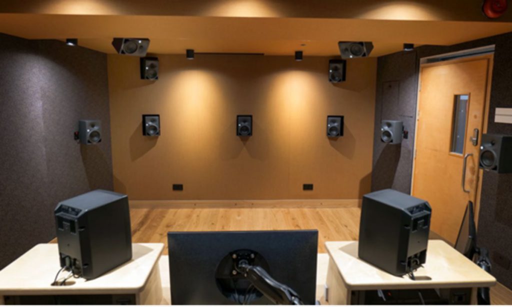 Audio inmersivo con los monitores Neumann y sistema Dolby Atmos en el ...