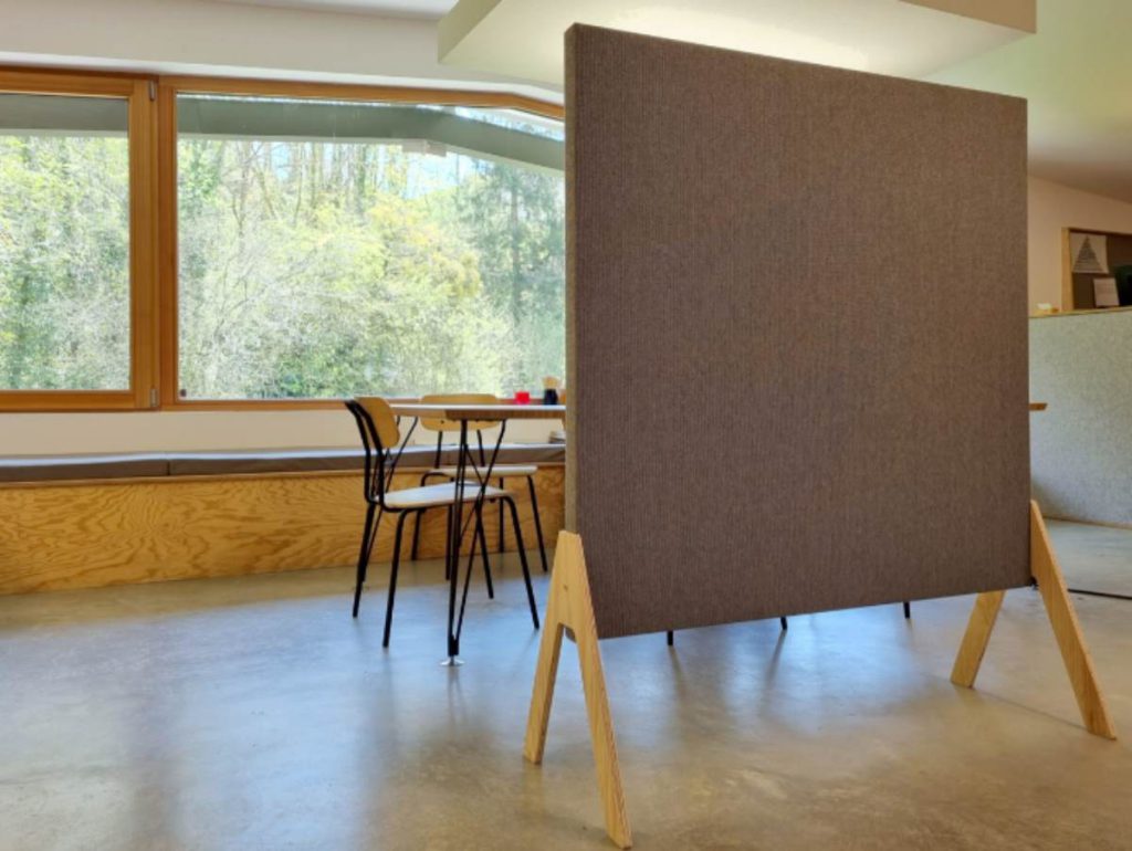 proyectos de acondicionamiento acústico con biombos, separadores y ...