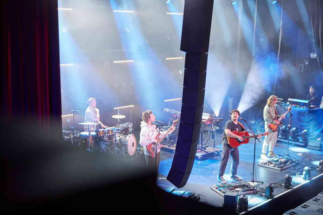 Equipos de sonido Line Array: Características y Tipos