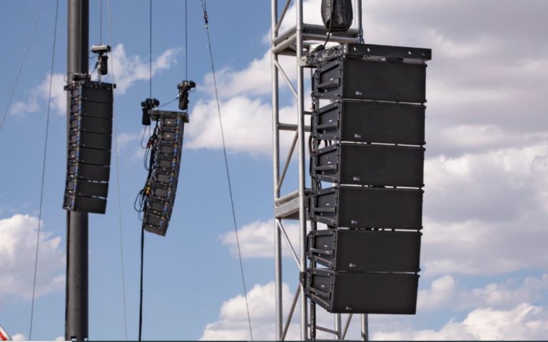 Equipos de sonido Line Array: Características y Tipos